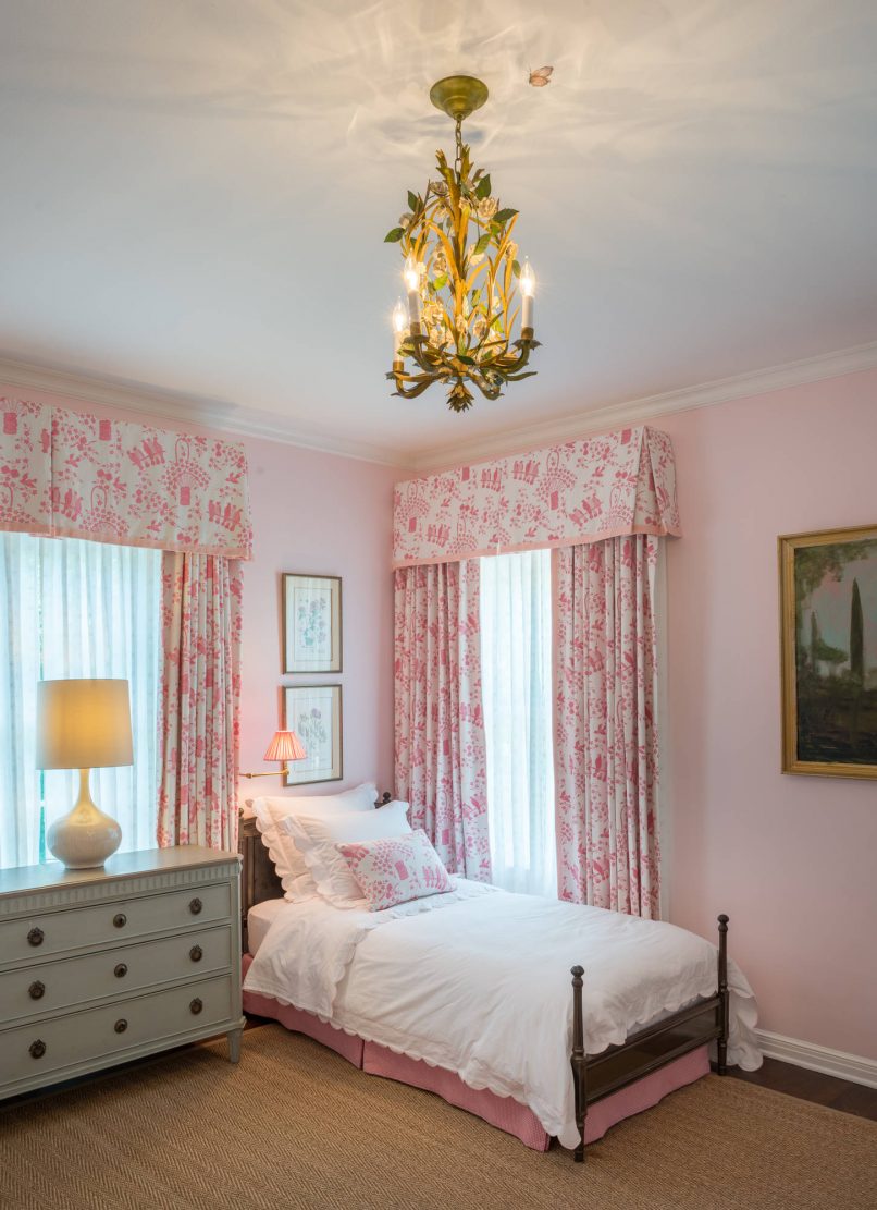 Traditional Estate - M • Interiors